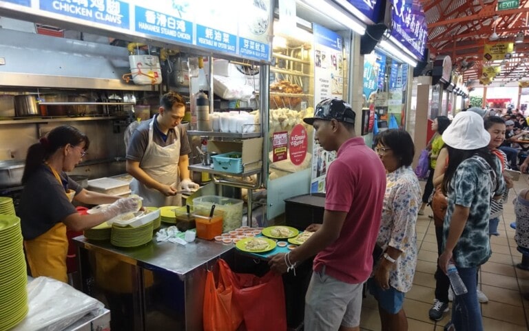 Tian Tian Hainanese Chicken Rice at Maxwell Food Centre in Singapore ...
