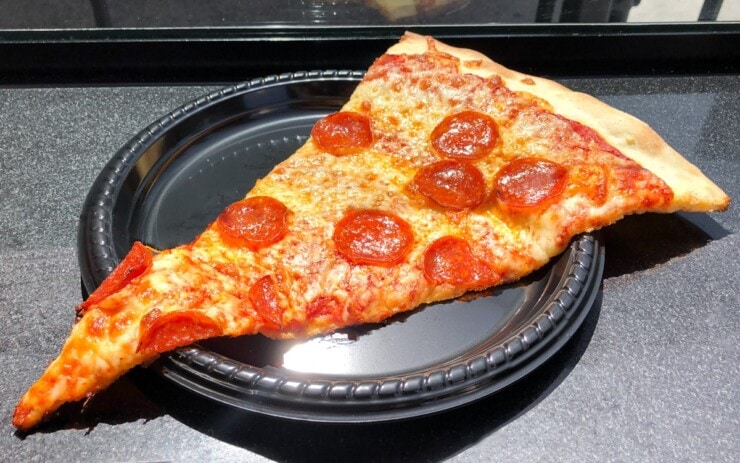 9 best pizza slices on the Las Vegas Strip for 2025