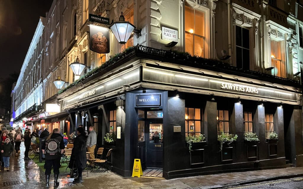 Sawyers Arms: Fish and Chips and a Pint in London - The Travel Mentor